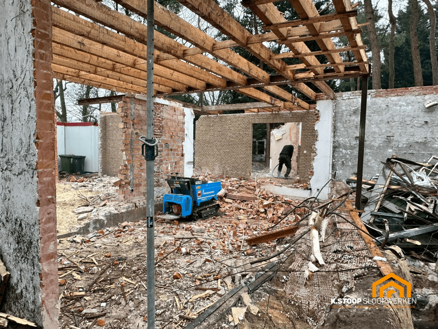 Totaalsloop schuur, renovatie sloopwerkzaamheden woonhuis - K.Stoop Sloopwerken